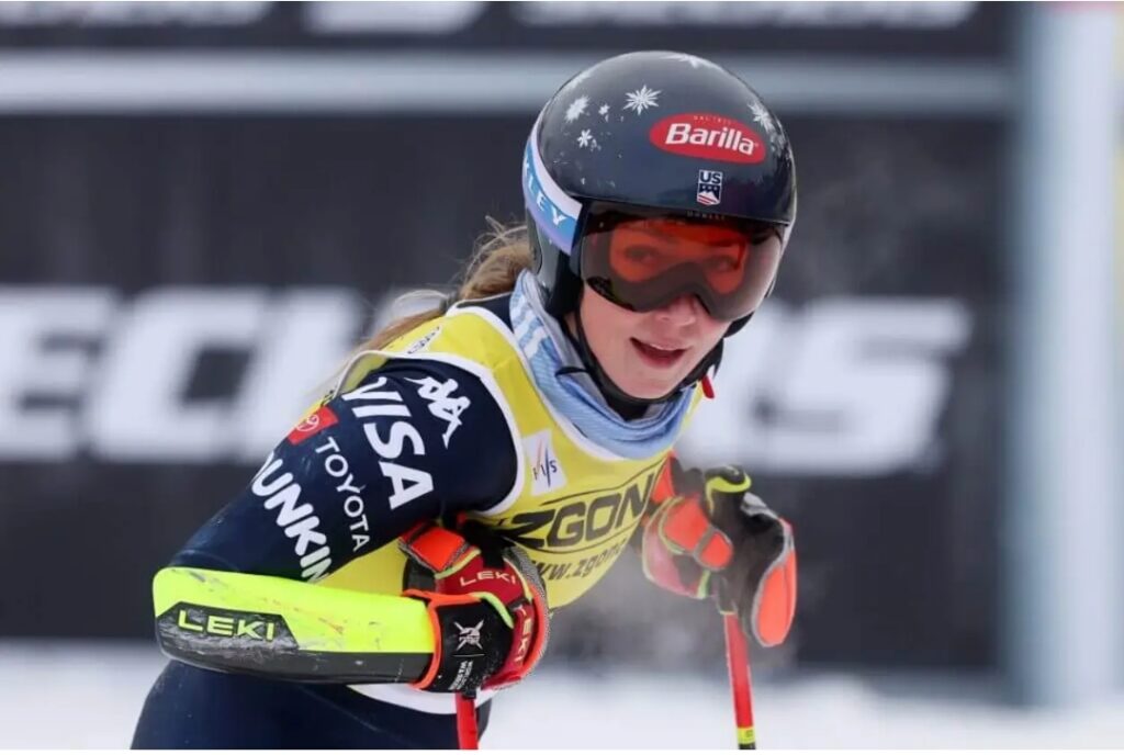 Mikaela Shiffrin Shows Clear Progress in Giant Slalom One Year After ...
